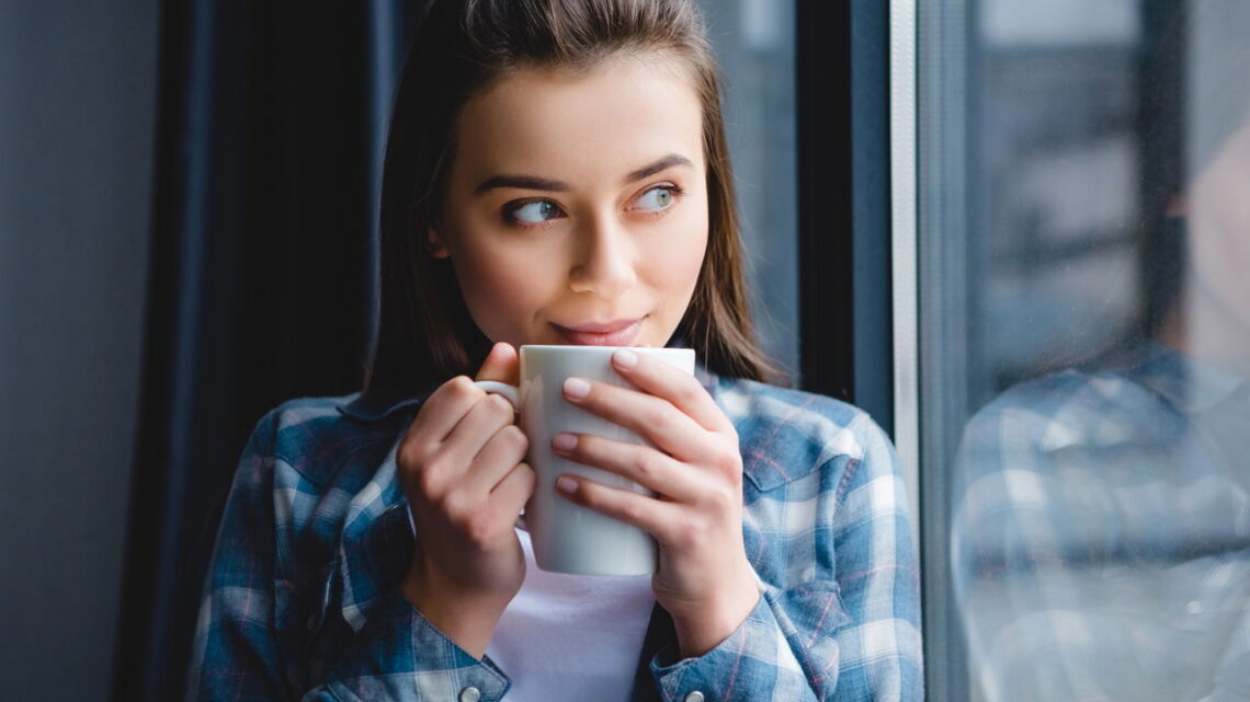 Chá quente cura resfriado? Entenda o que é mito e se realmente funciona ...