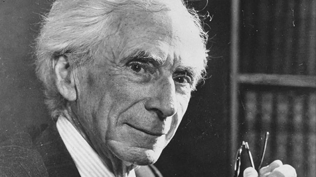 Bertrand Russell, filósofo e laureado com o Prêmio Nobel: "Para ser ...